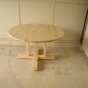 円形テーブル004 115×72×115 無垢円形脚真ん中丸テーブルモミの 円形テーブル004 115×72×115 無垢円形脚真ん中丸テーブルモミの